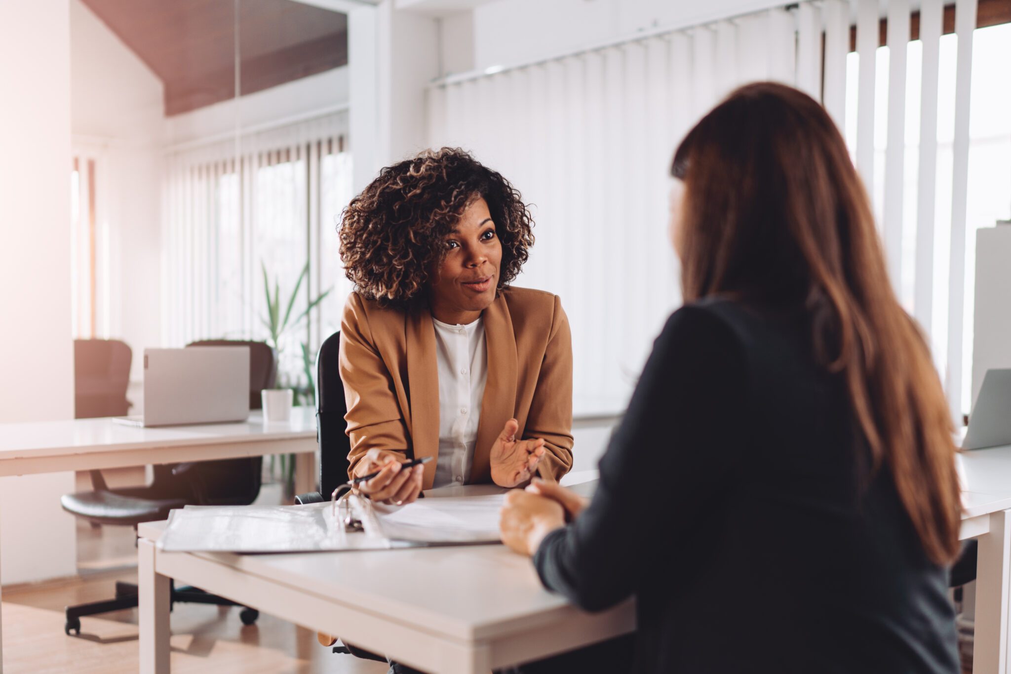Structured Vs Unstructured Interviews Which One To Choose Trackfive