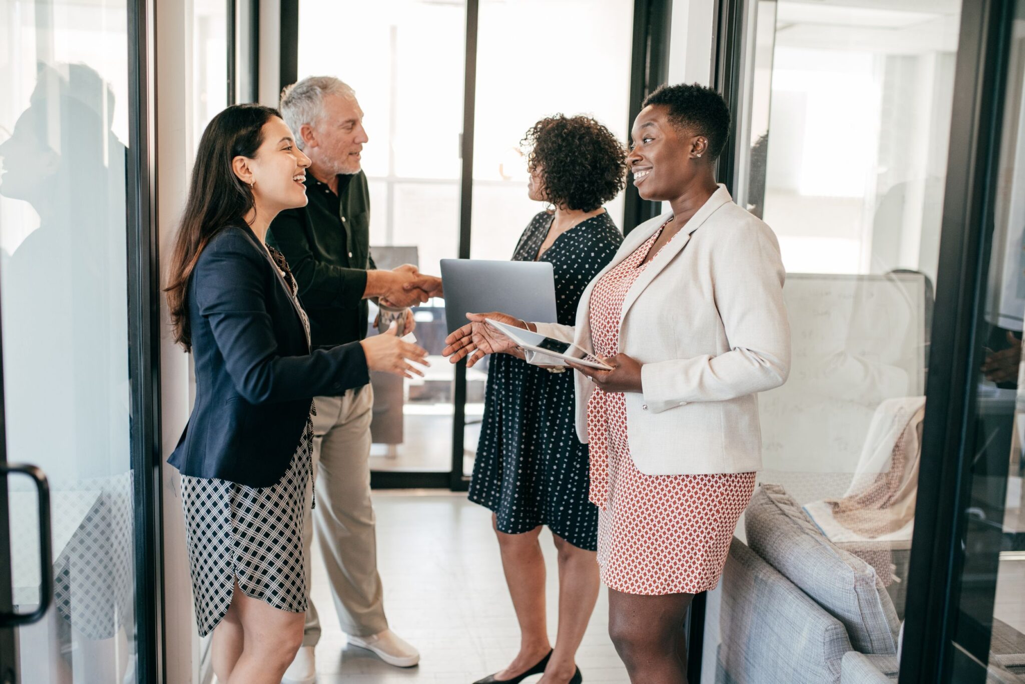 10 Candidate Engagement Strategies for Healthcare Recruiters - TrackFive