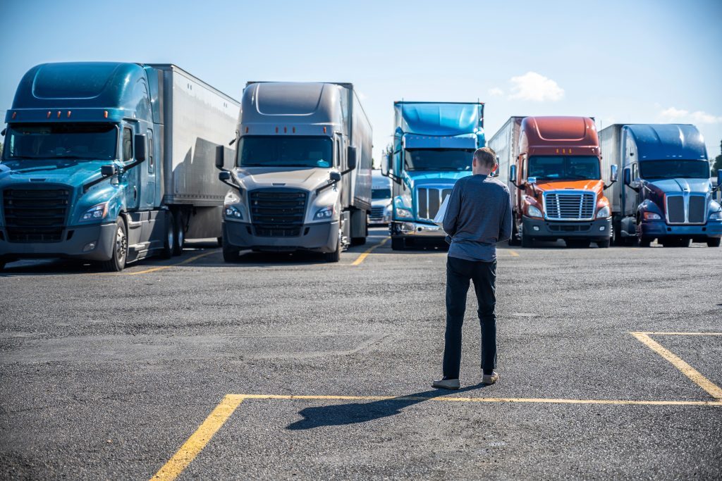 5 Ways to Become a Better Truck Driver Recruiter - TrackFive